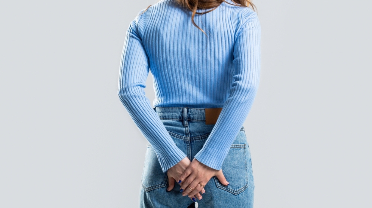 Why Am I So Gassy In The Morning? Causes & Tips 2026